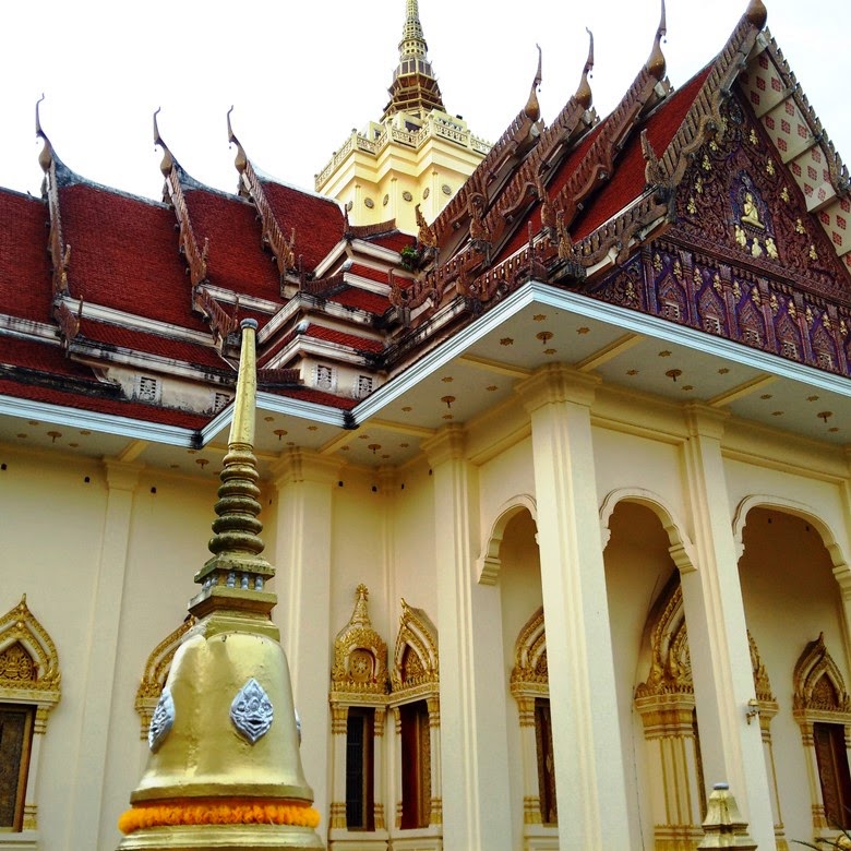 Temples In Thailand: Rayong - Wat Saranat - Mae Chee Boonruen