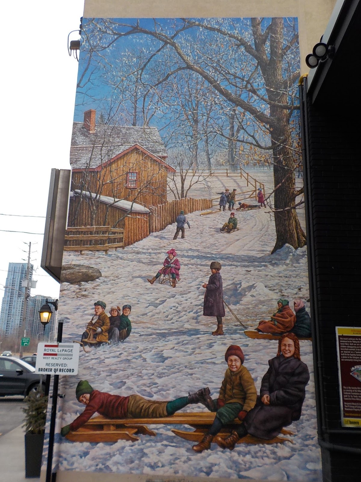 CHARLES WEISS ART: Street Murals on Dundas Street West Toronto