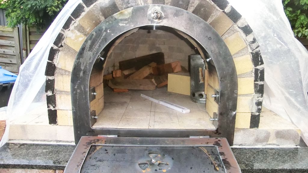 Amboss - Blog: Mein Steinbackofen