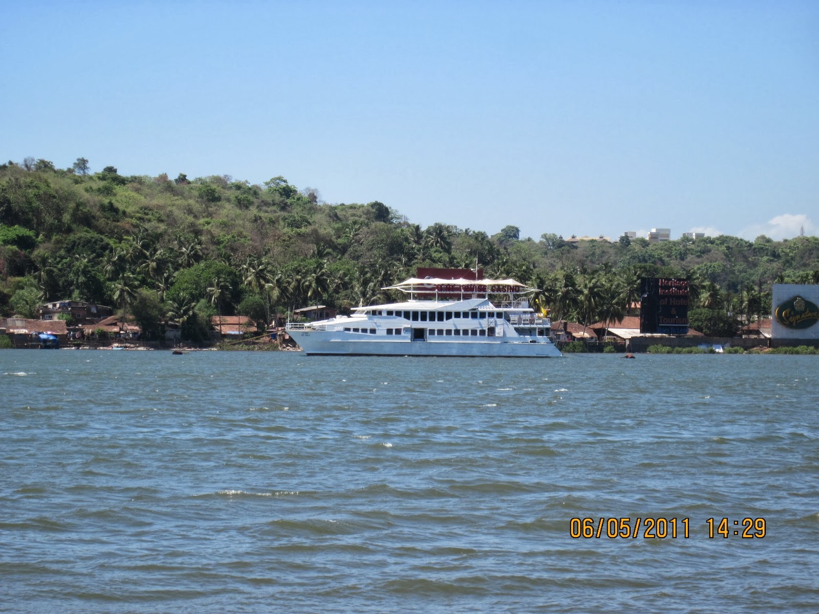 PHOTO KA SABSE BADA COLLECTION: ARAB SAGAR PHOTO