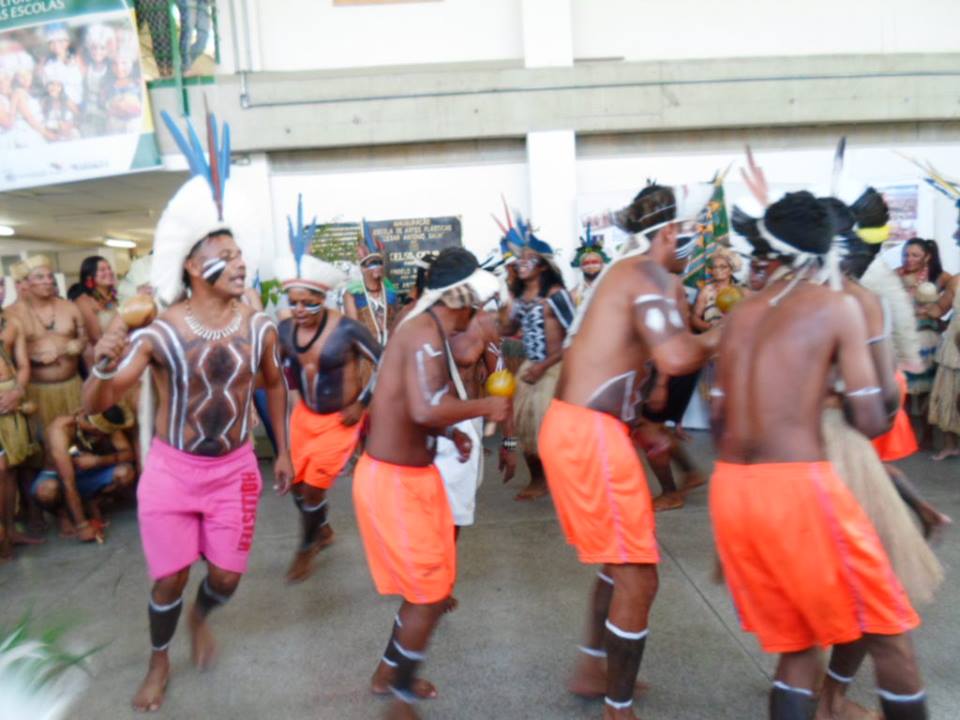 Kayrrá Kariri-Xocó: Indios da Tribo Kariri Xocó e fala do índio Kayrrá.