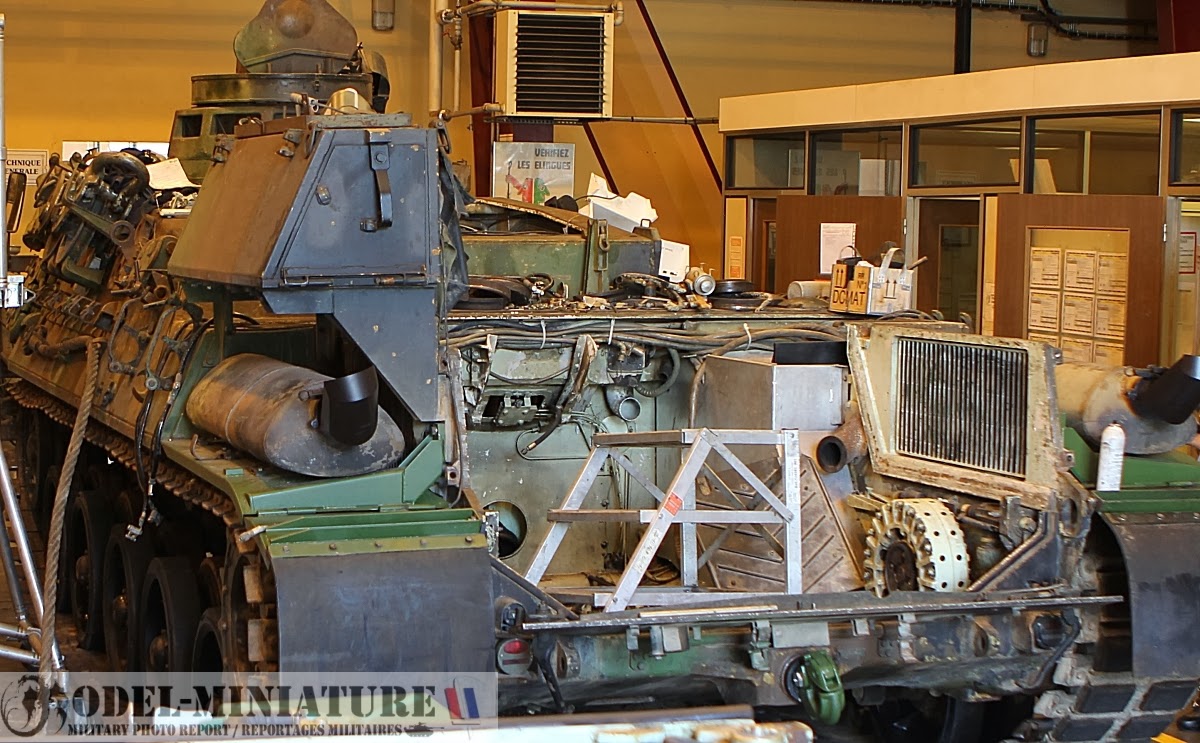 Military Photo Report: AMX-30 D / Recovery tank for VBCI.
