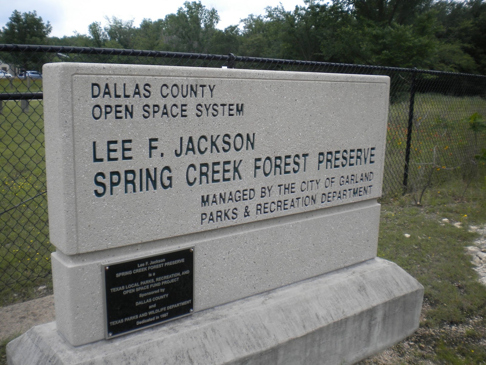 Hiking In Texas- Spring Creek Forest | East West Hike