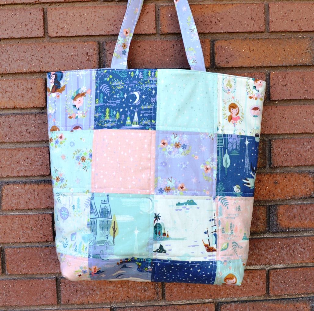 Happy Quilting: Charming Tote - A Tutorial