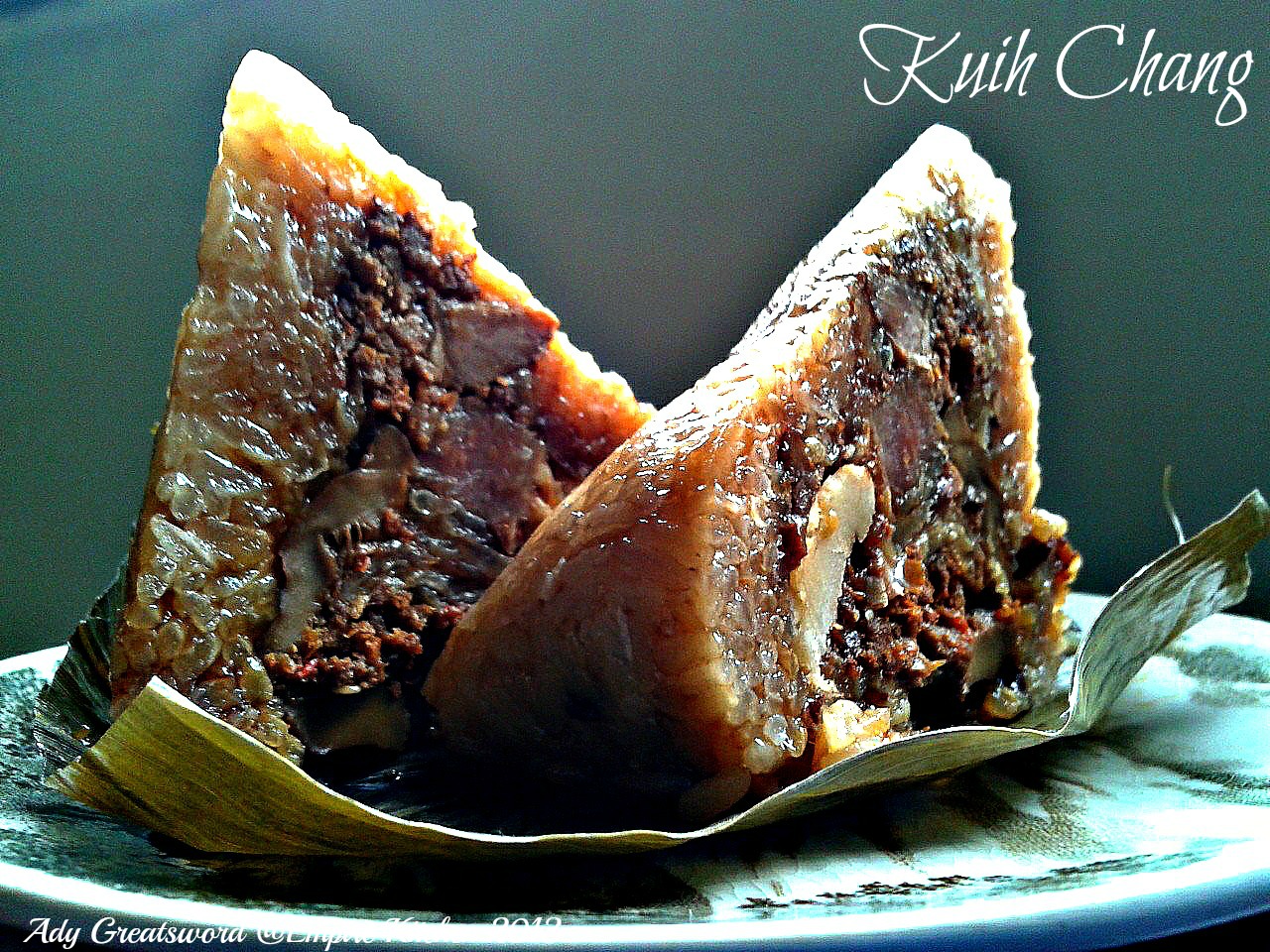 Ady Greatsword Empire Kitchen Recipes: Kuih Chang /Savoury Rice Dumplings