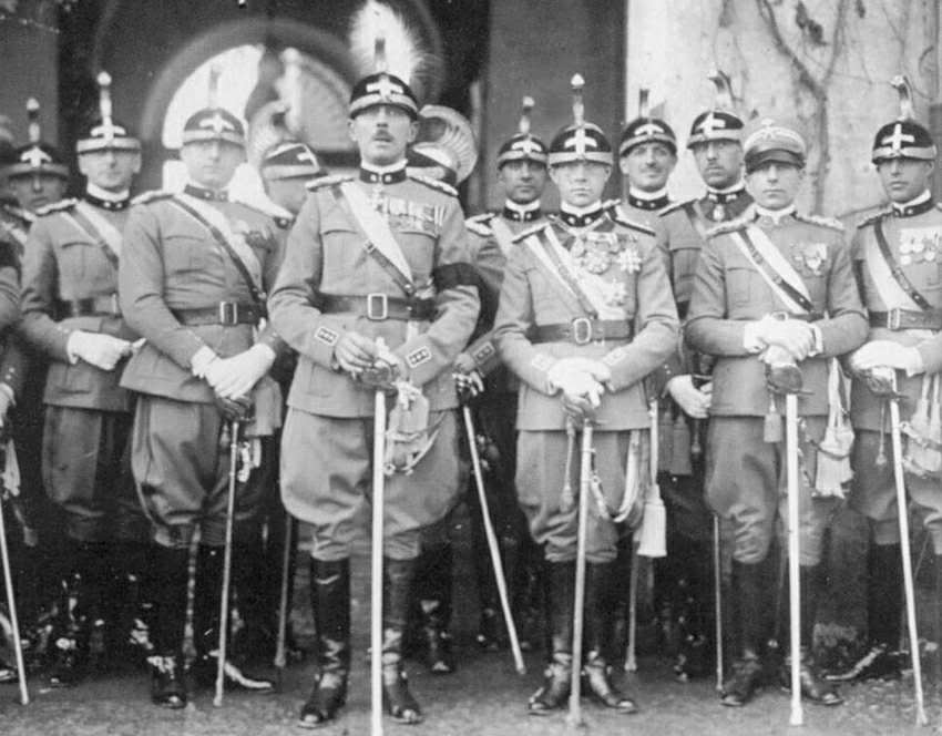 The Italian Monarchist: More Italian Cavalry