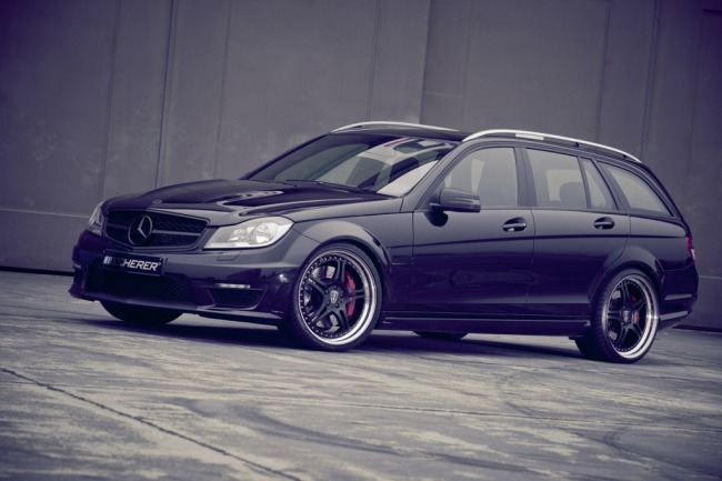 Mundo Automotivo: Mercedes-Benz C63 AMG Touring