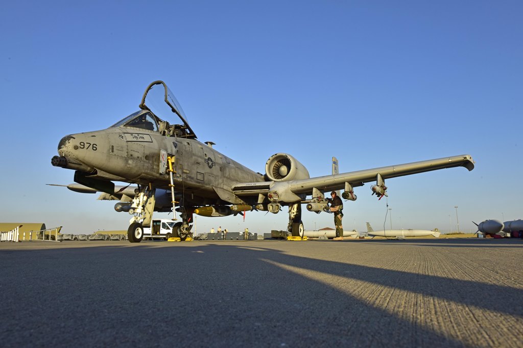 A-10 PILOT SPITS FIRE IN THE FIGHT AGAINST ISIS - Blog Before Flight ...