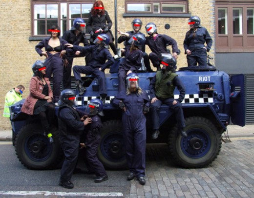 Random Blowe: How Is This Not Impersonating a Police Officer?