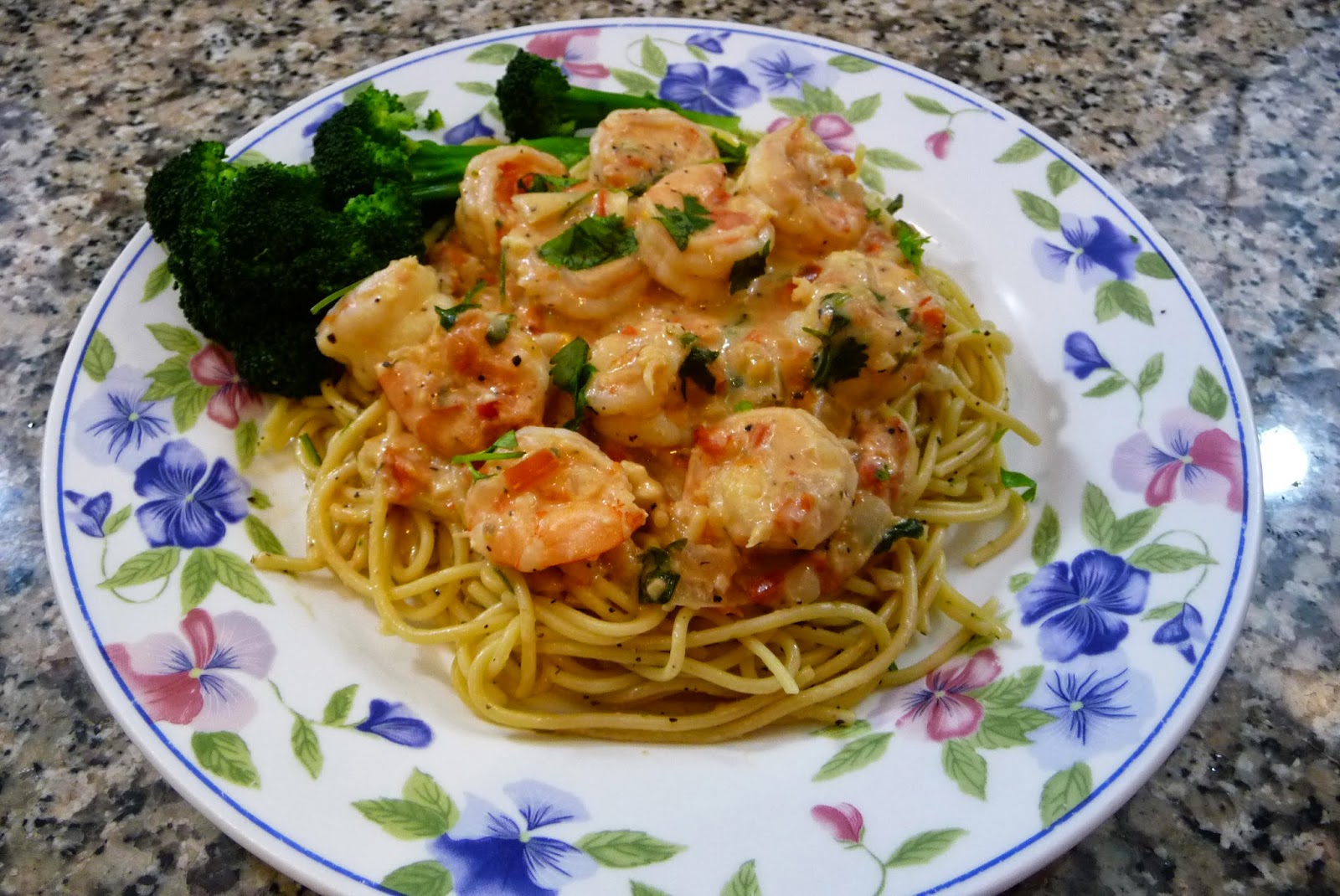 Espagueti Con Camarones En Crema De Tomate Cocina Facil