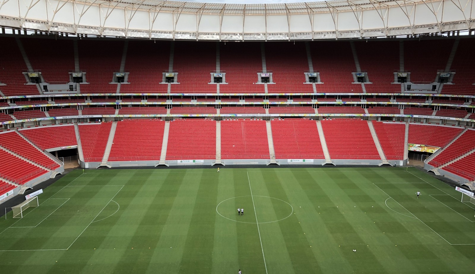 INFORME GERAL ITABUNA : Com 60 pagantes, Mané Garrincha recebe o menor ...