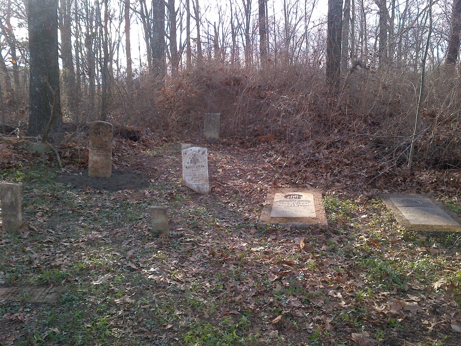Old abandoned graveyard (49 Pics) - World Of Technology