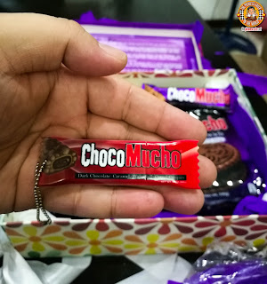 THE PICKIEST EATER IN THE WORLD: NEW CHOCO MUCHO COOKIE SANDWICHES!