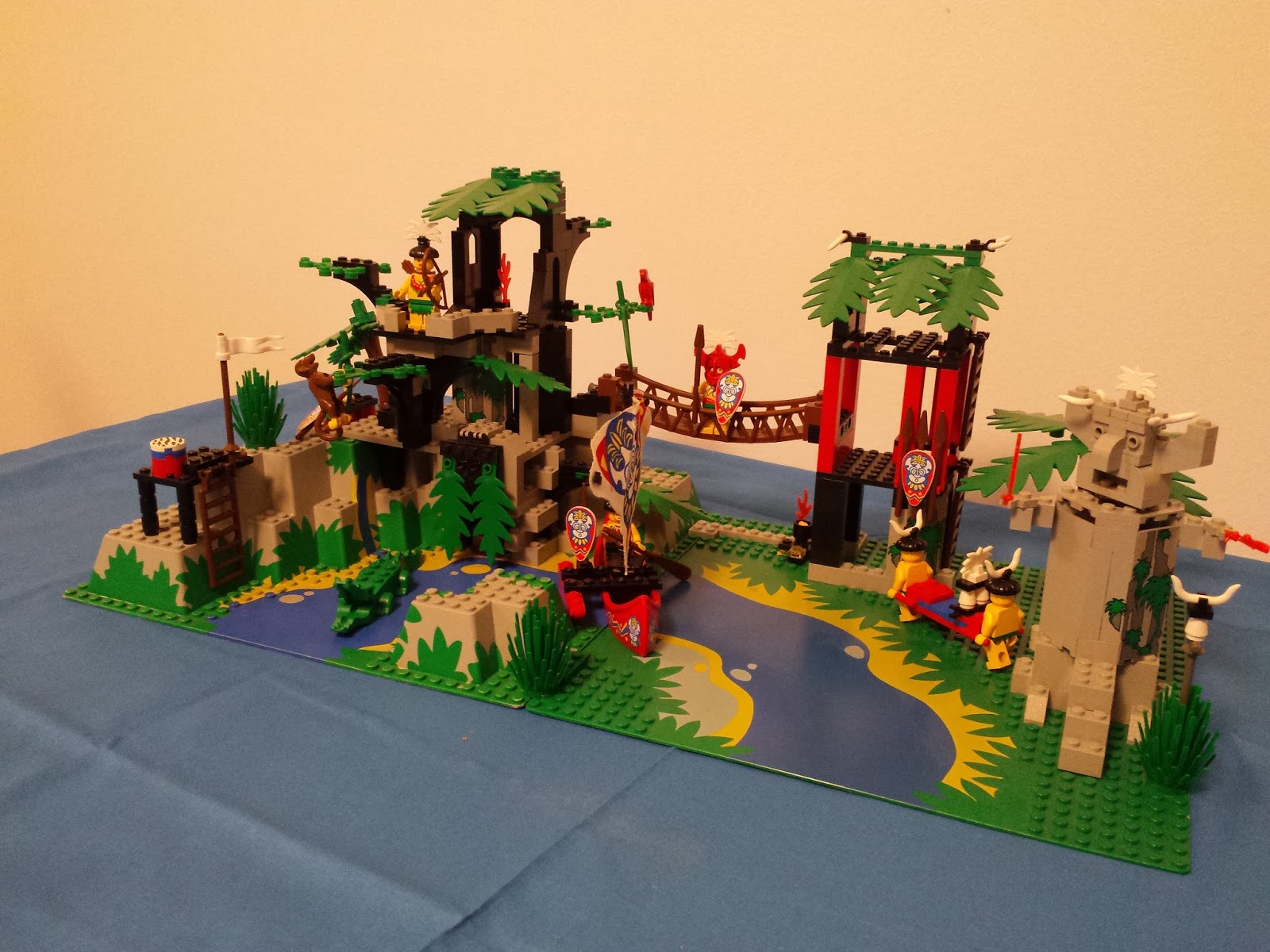 Amin can!: LEGO Islanders sets review