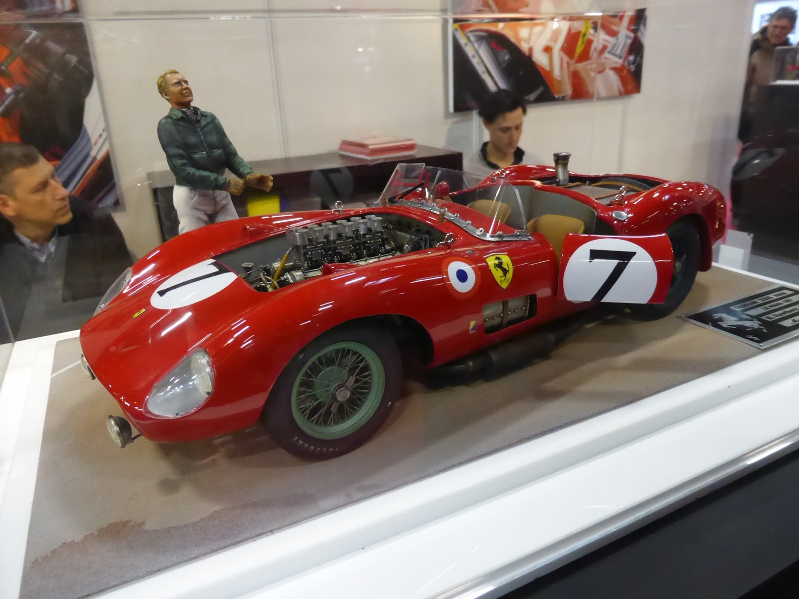 GRANDI E PICCOLE AUTO: Rétromobile 2019: stand di Fred Suber