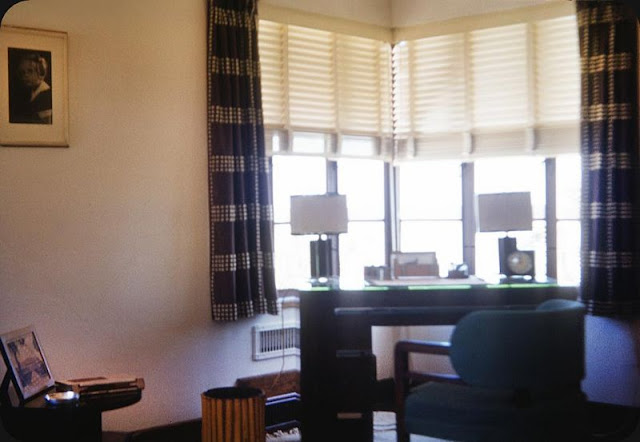 12 Cool Pics That Show Interior of a Florida Streamline Moderne House ...