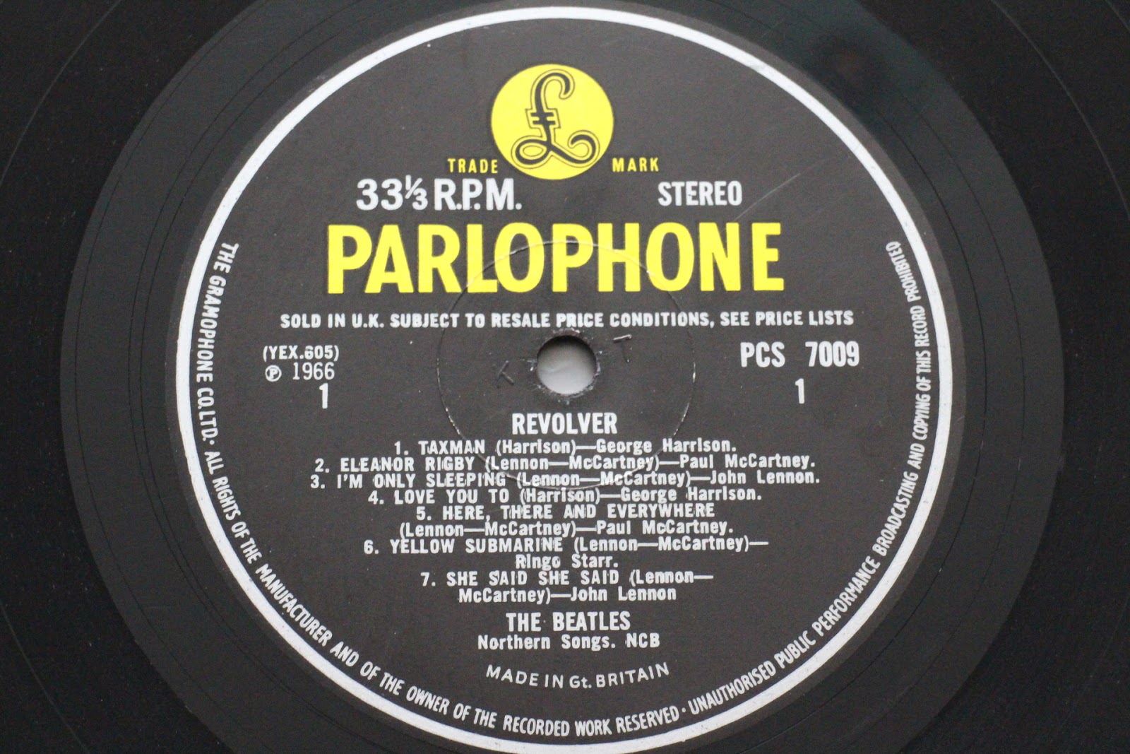 The Beatles-levyhylly: Revolver -LP (UK 1st pressing) STEREO "new ...