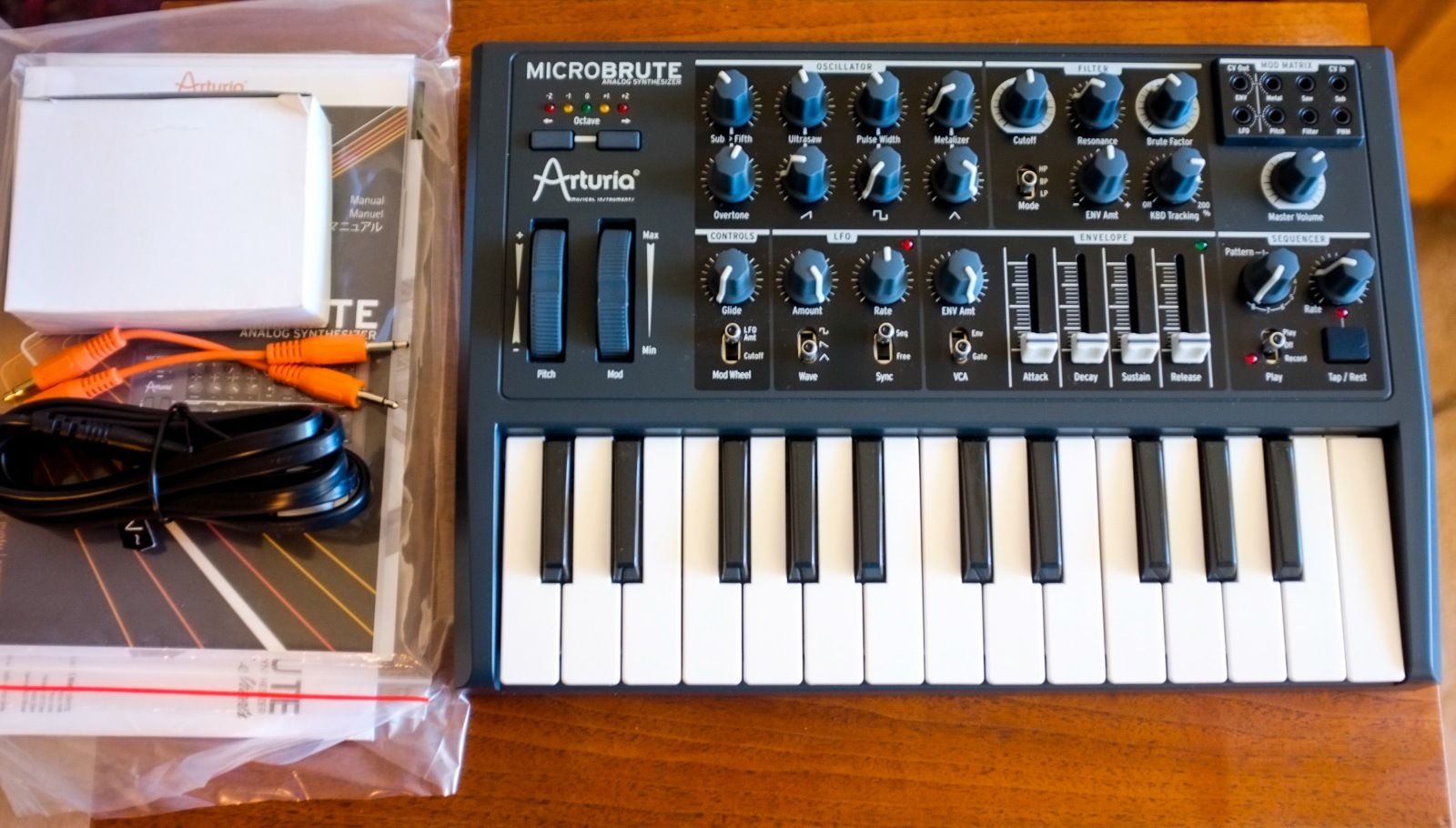 MATRIXSYNTH: Arturia MicroBrute Synthesizer