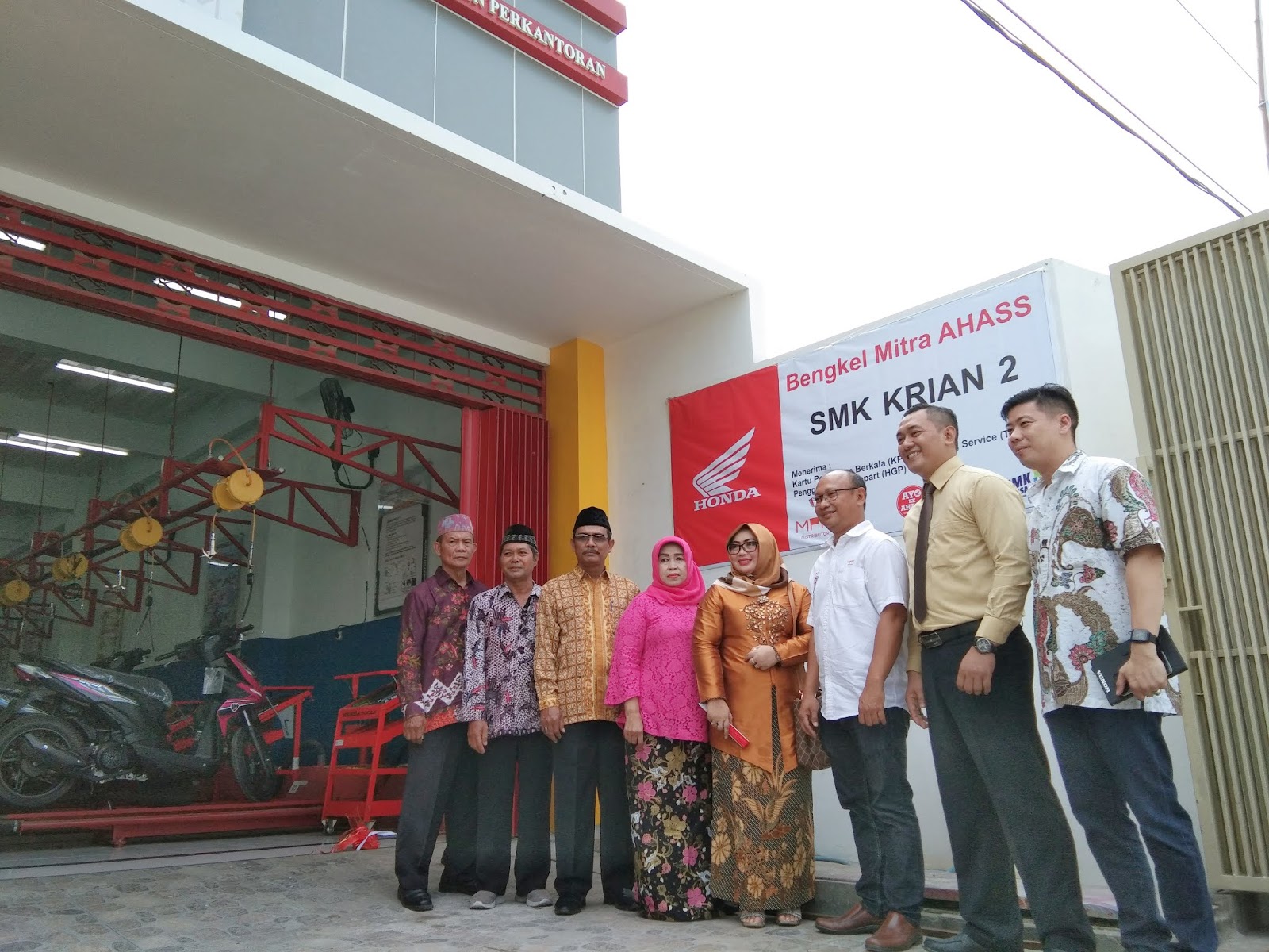 SMK Krian 2 Menandatangani MoU dan Melaksanakan Launching Kelas ...