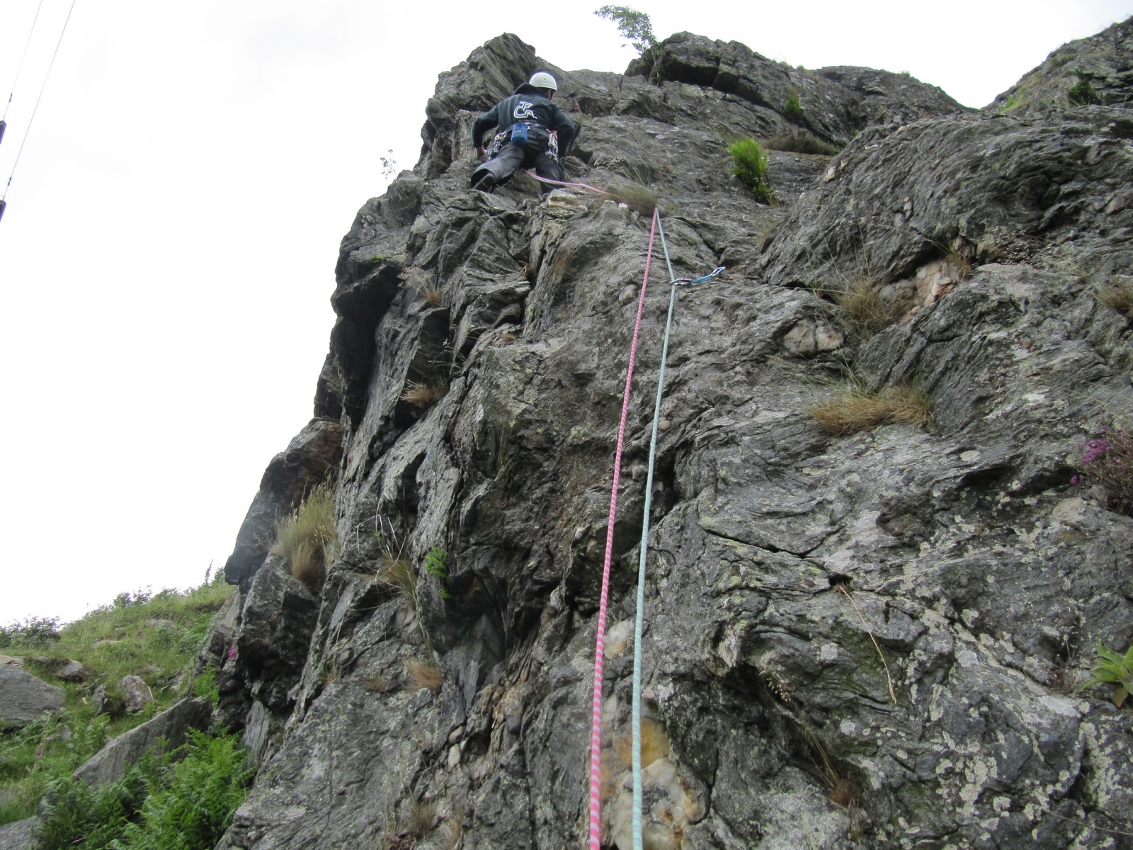 A J Thorley Mountaineering: Creag Na-H-Eighe, Loch Rannoch & Craig Varr ...
