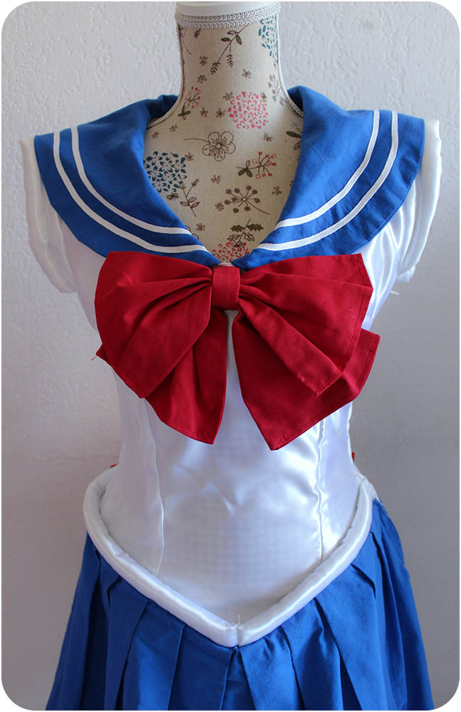 Camomille et ses aiguilles...: Robe de Sailor Moon