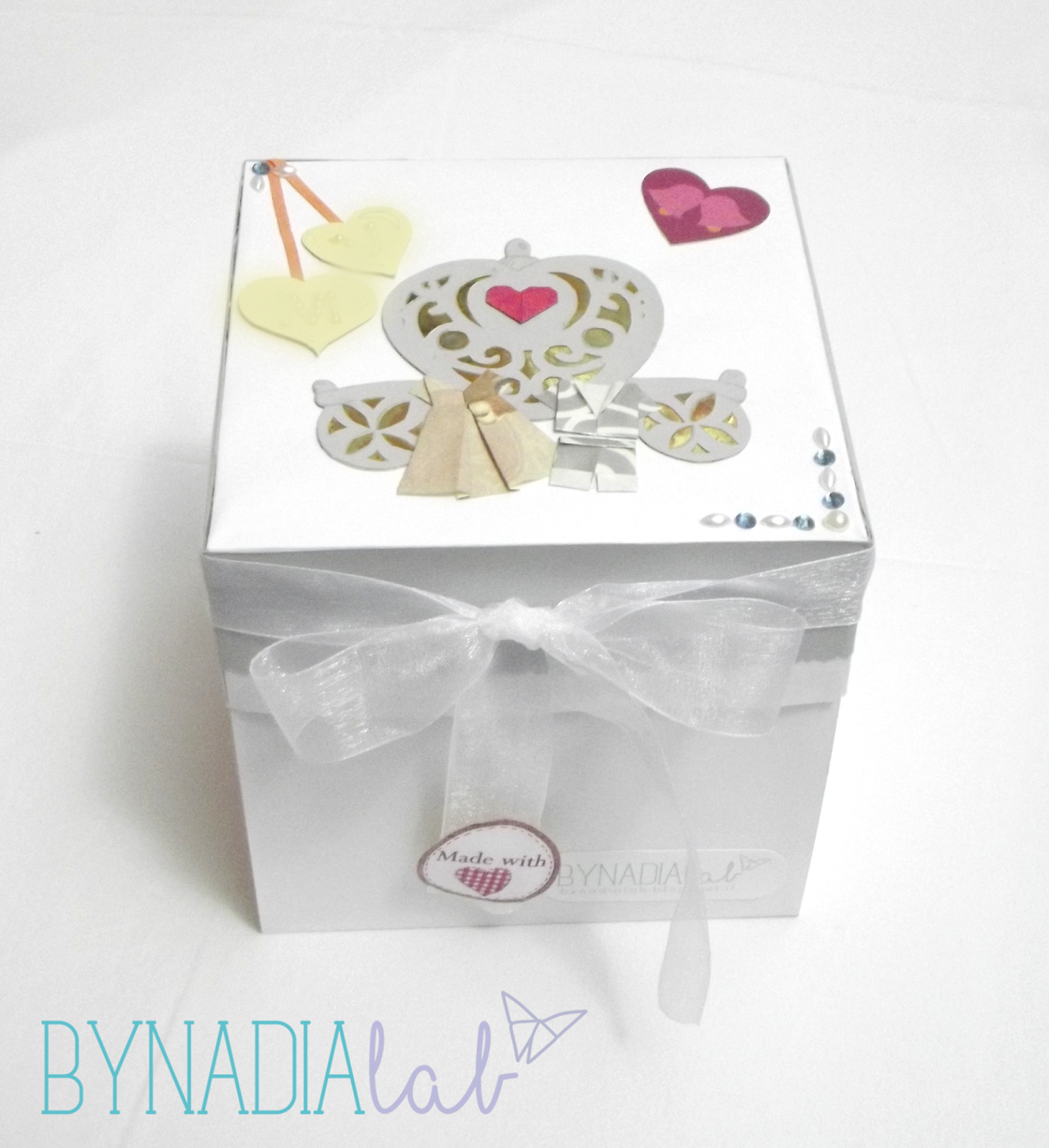 Paper Surprise Box - ByNadialab - origami jewelry and lab.