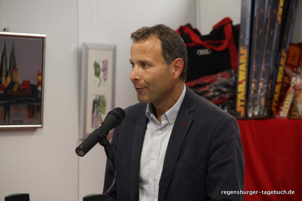 Regensburger Tagebuch: Eröffnung der Charity-Art-Wochen im DEZ