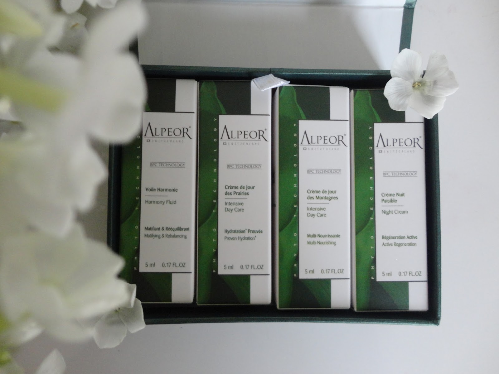 Sois Belle Pipelette: My Current Skincare Routine with Alpeor.
