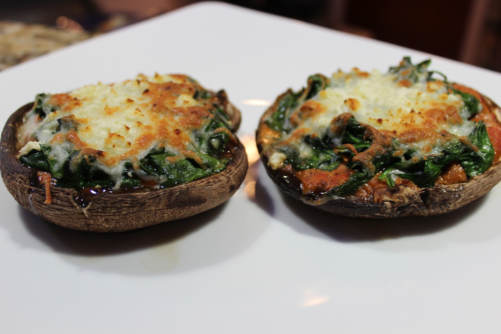 A Virtual Essence: Hummus & Spinach stuffed Portabellas