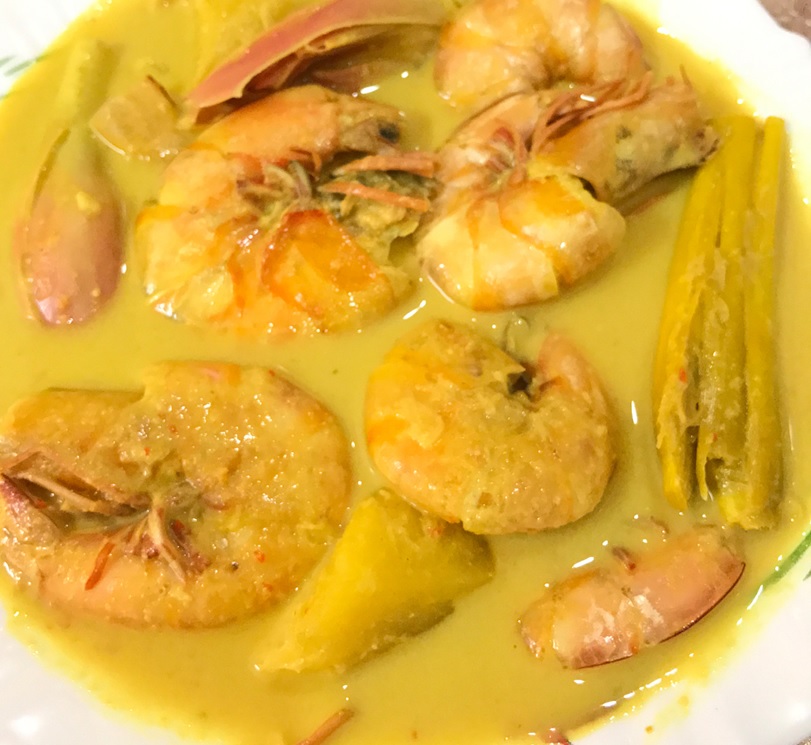 HIDUP BERDIKARI: RESEPI UDANG LEMAK NENAS