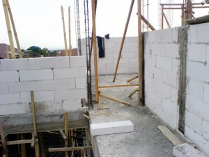 Batu Bata Merah Karawang: Memilih Antara Batu Bata Merah, Batako Atau ...