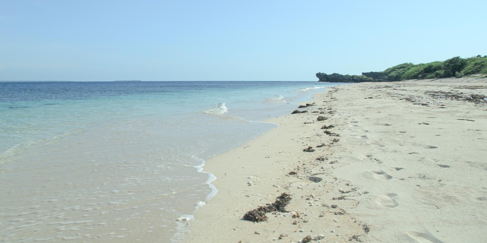 The Unconventional Guide to Badoc White Sands Island | AvianQuests