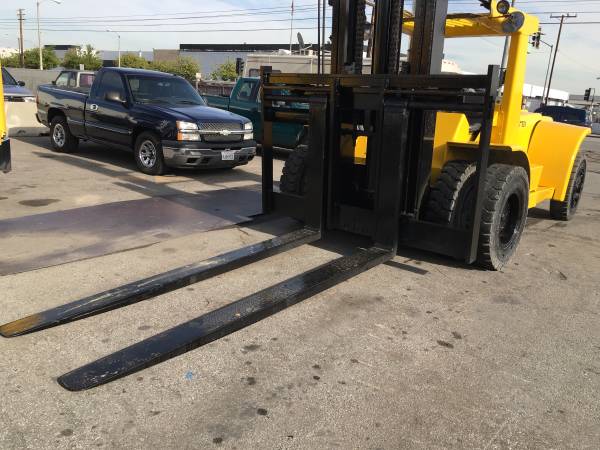 Shipping Container and Chassis: 32,000 lbs, hyster forklift for sales ...