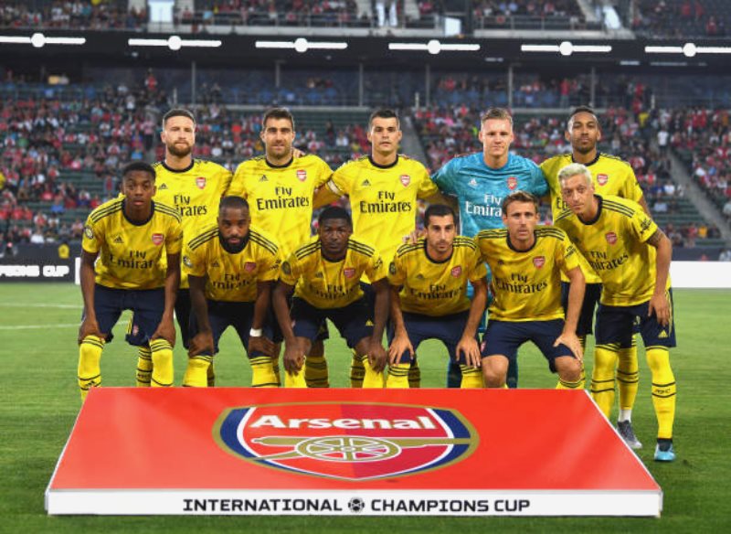 On Pitch: Arsenal 19-20 Away Kit - 90s Homage - Footy Headlines