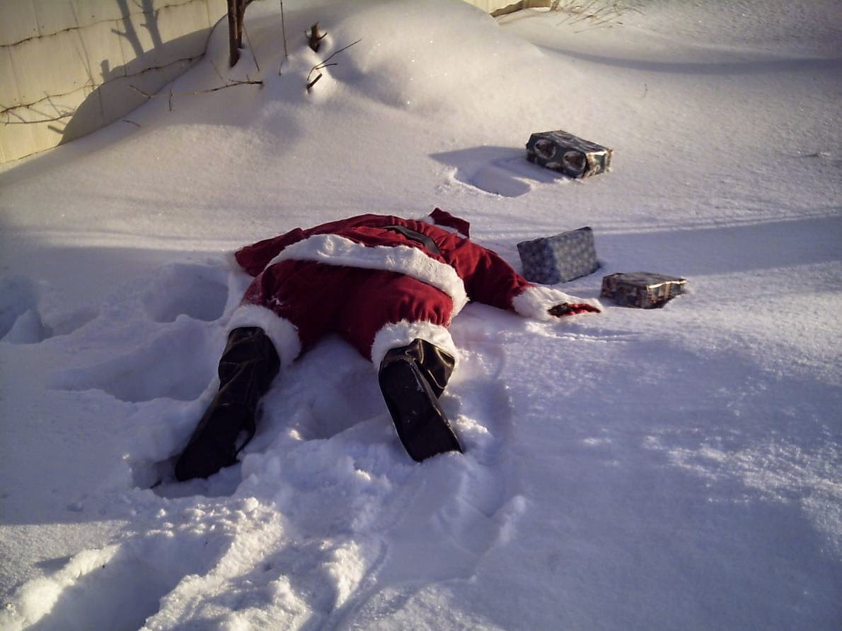 Riding in Carz with Boyz: Santa's Dead!!!