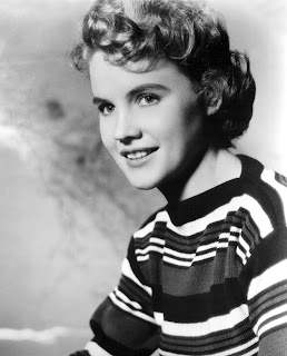 Slice of Cheesecake: Carroll Baker, pictorial