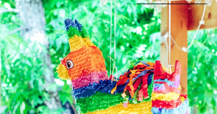 How to Throw an Adult Piñata Party | Venus Trapped in Mars || Dallas