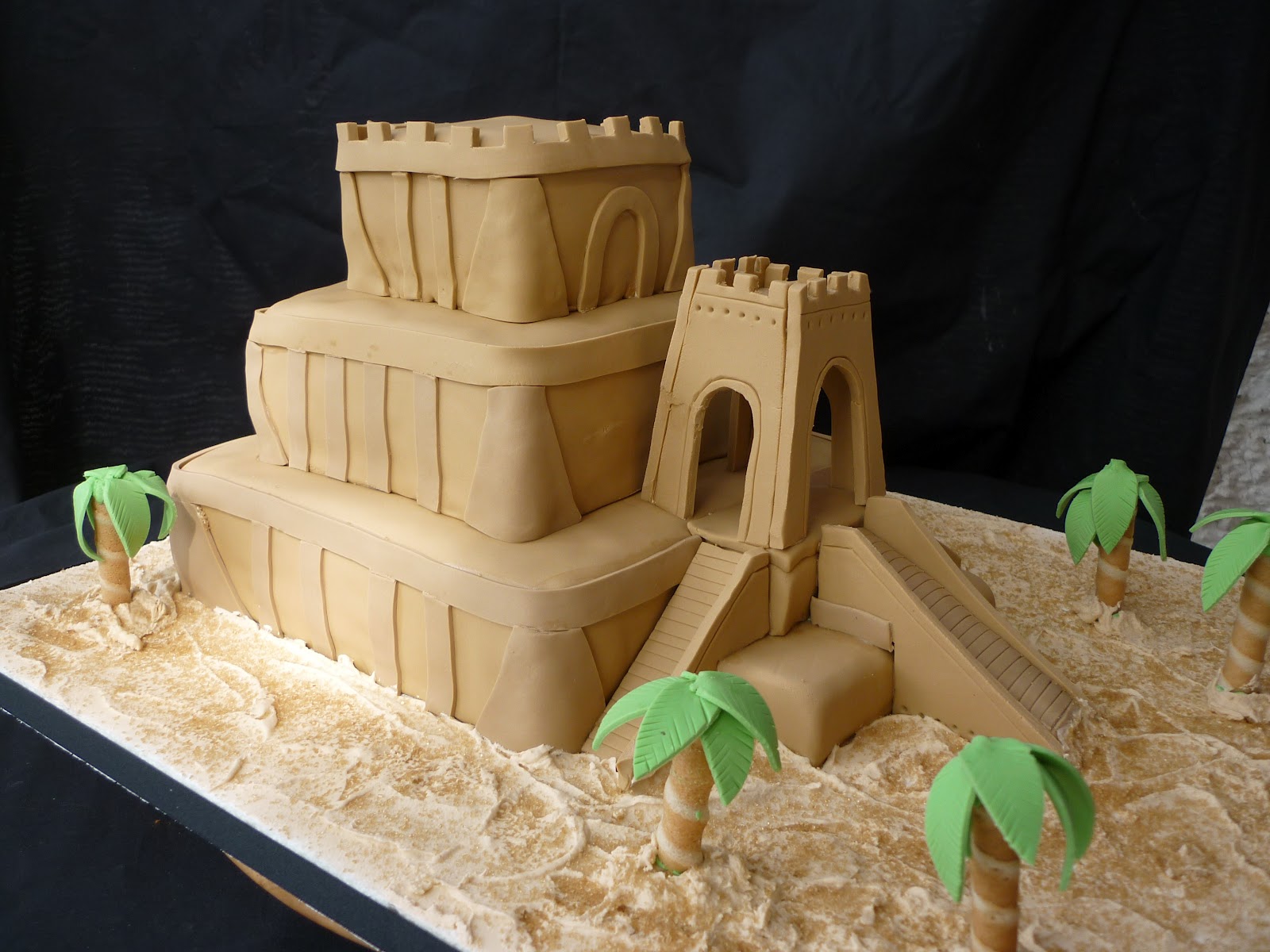 KALYANA CAKES DONOSTIA: ZIGURAT DE MESOPOTAMIA