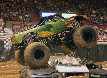 TUNING, CARROS Y MAS.: MONSTER TRUCK