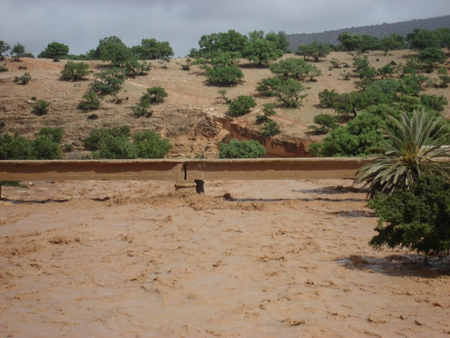 L'OUED SMIMOU. MAROC.