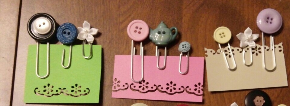 Sheryl's Crafting Corner: Button Bookmarks