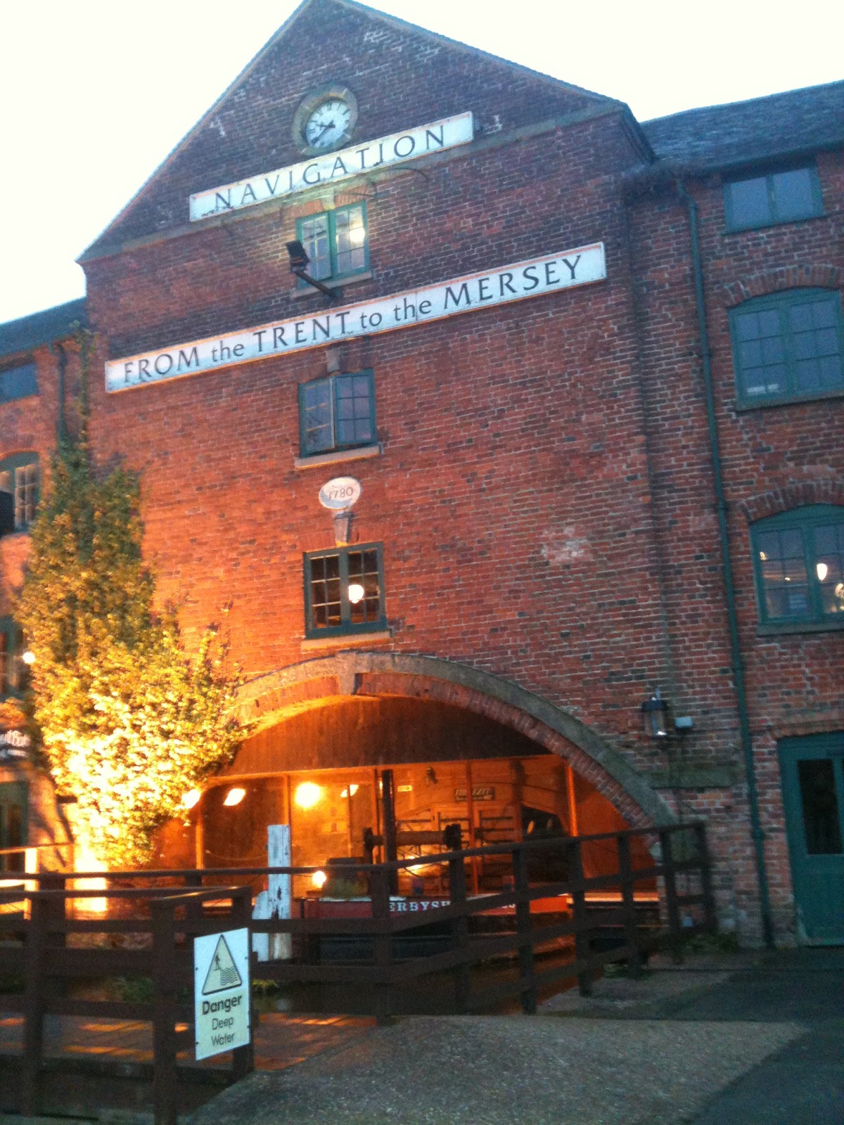 Nottingham Food Lovers: The Clock Warehouse Pub Shardlow- 2 For A ...