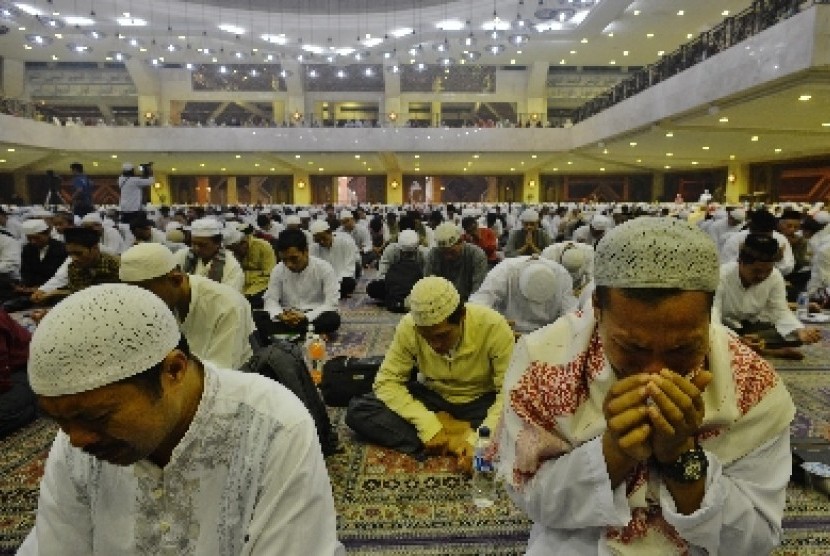 INI 15 SIFAT MANUSIA DALAM AL-QUR'AN ~ JEJAK ILMU