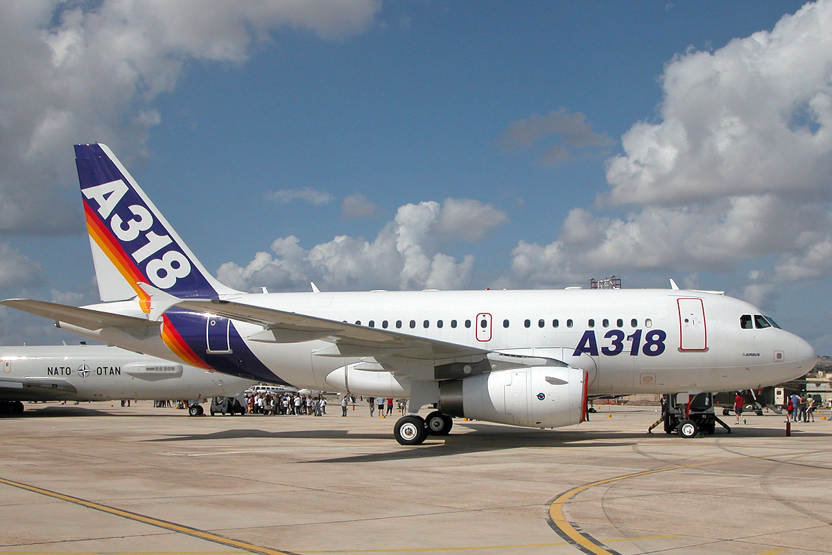 planepictures: Airbus A318