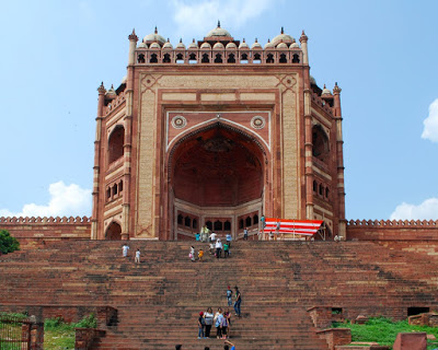 Buland Darwaza Fatehpur Sikri - Known As Gate of Magnificence - Uttar ...