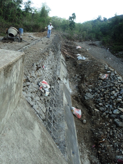 Marinduque Rising: Marinduque flood control/revetment projects under ...