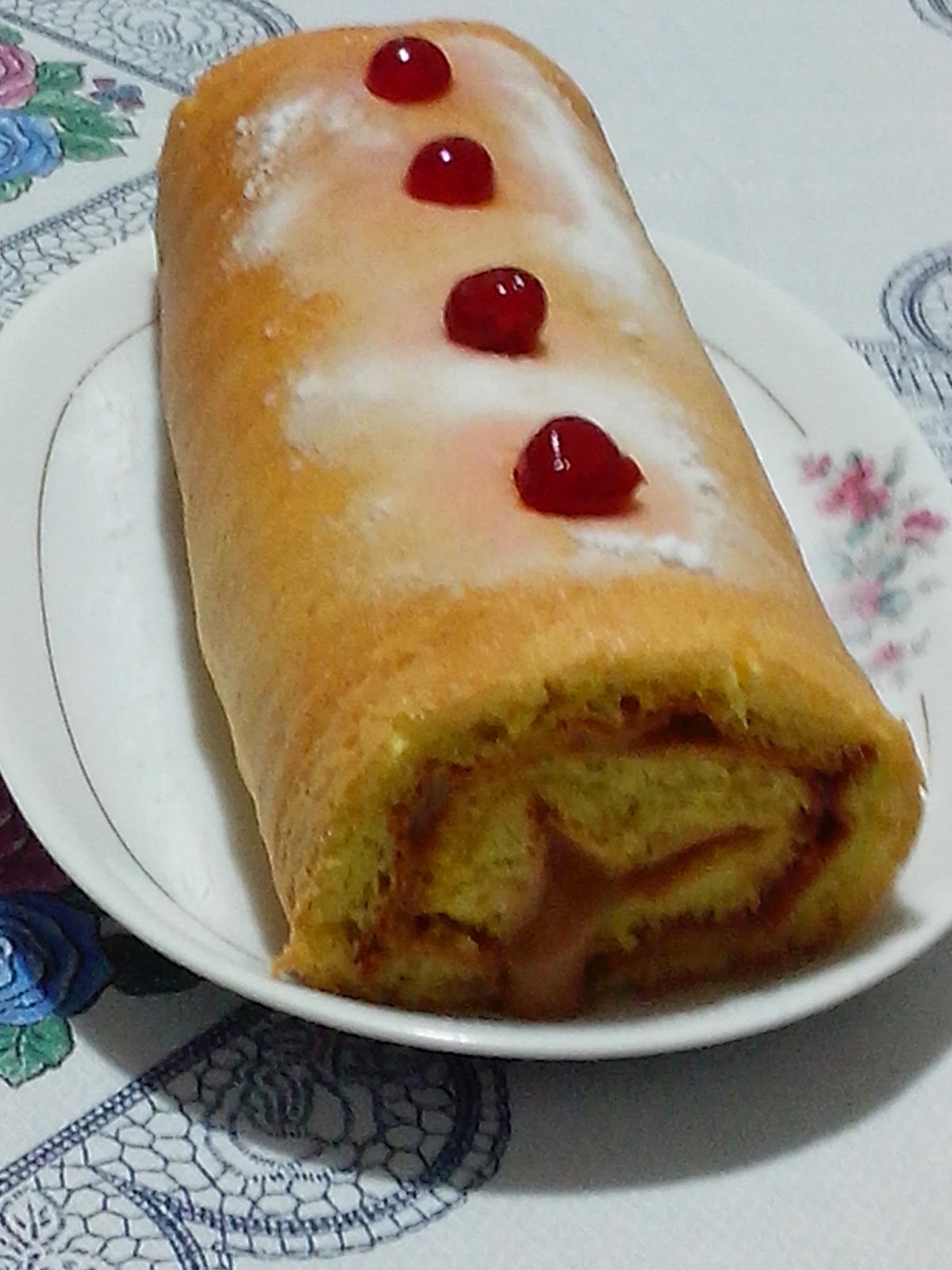 "Manjares da Manu": ROCAMBOLE DE DOCE DE LEITE E DOCINHO BEIJINHO!!!!!