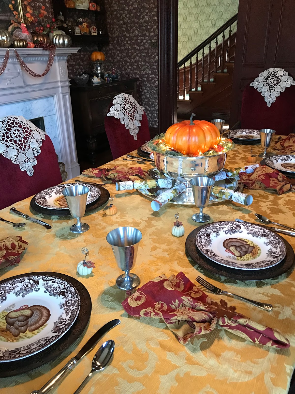 carolinajewel's table: Fall Decorating October 2017