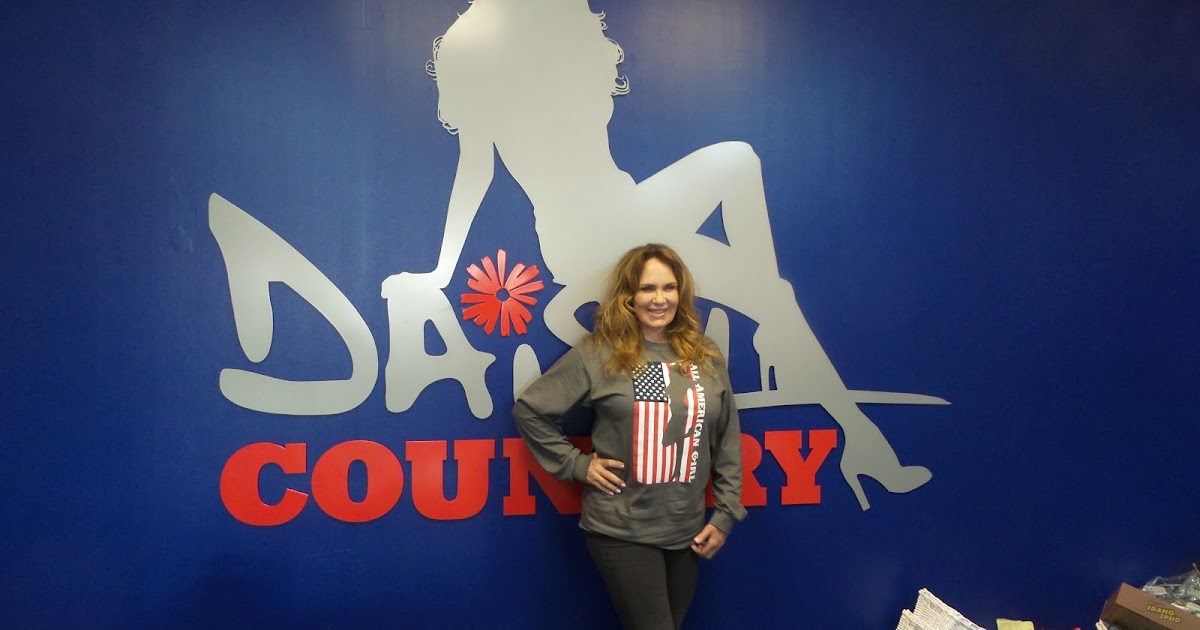 Dukes of Hazzard Collector: The Grand Opening of Daisy Country Was So ...