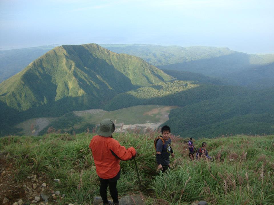 Orangutan Mountaineers: Mount Bulusan, Irosin Sorsogon (Three Lakes in ...
